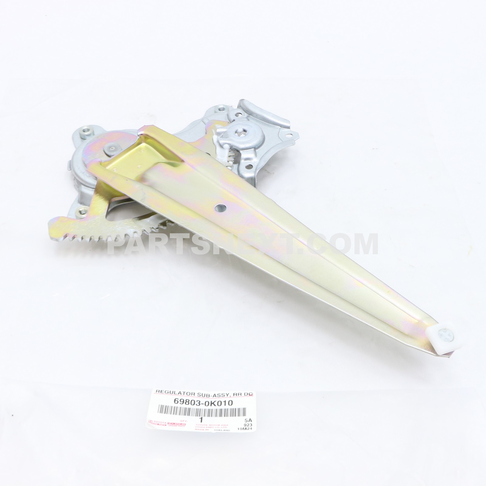 Toyota :: 69803-0K010 REGULATOR SUB-ASSY, REAR DOOR WINDOW, RH