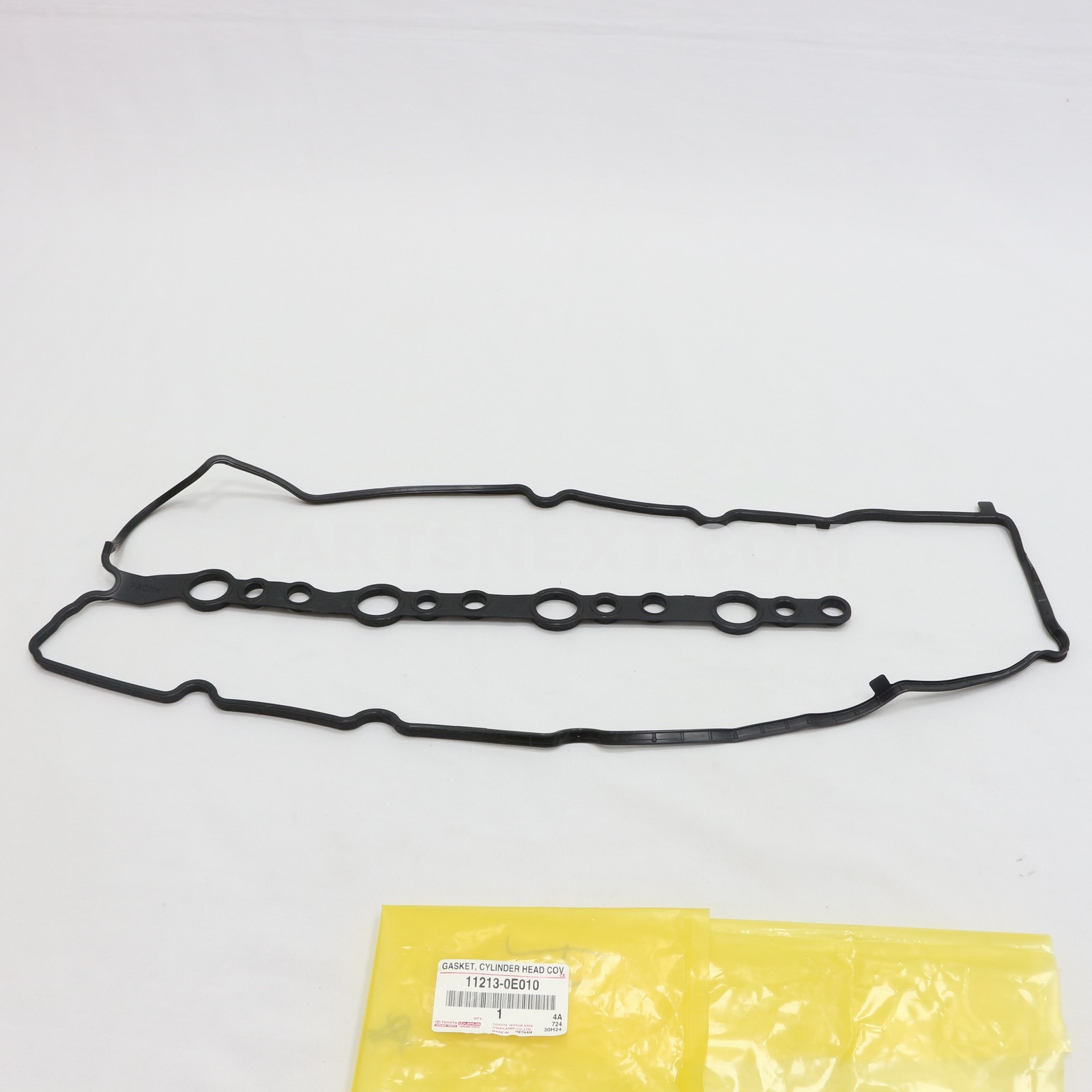 Toyota :: 11213-0E010 GASKET CYLINDER HEA