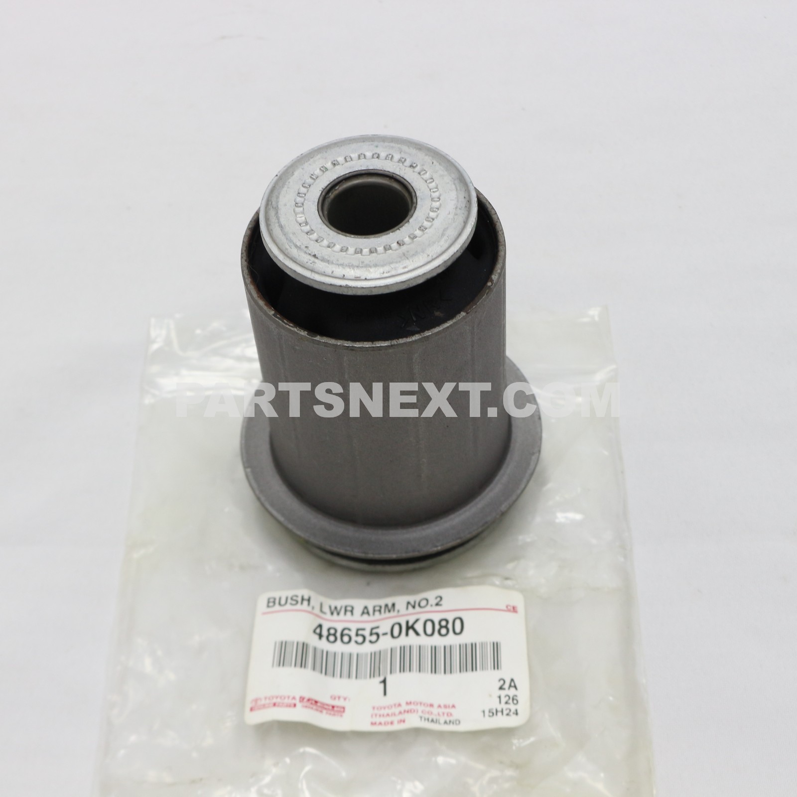 Toyota :: 48655-0K080 BUSH LWR ARM NO.2