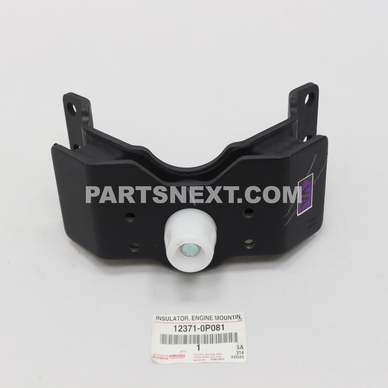 Toyota :: 12371-0P081 INSULATOR, ENGINE MOUNTING, REAR NO.1