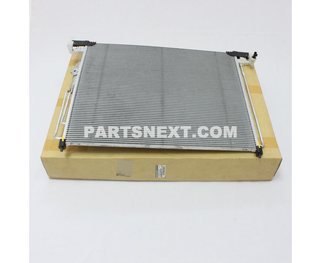 Nissan :: 92100-EB70A CONDENSER & LIQUID TANK ASSY