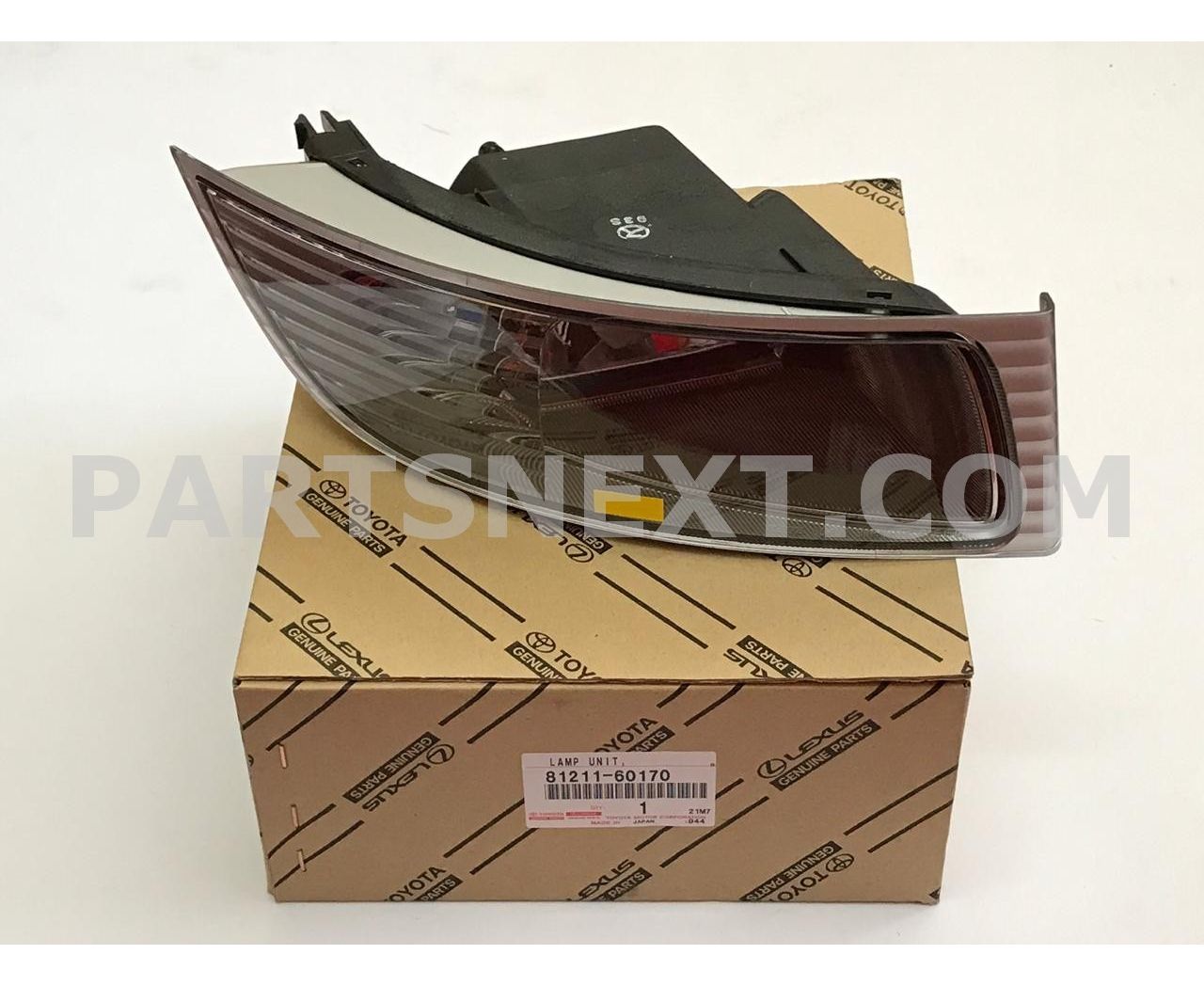Toyota :: 81211-60170 LAMP UNIT, FOG LAMP, RH
