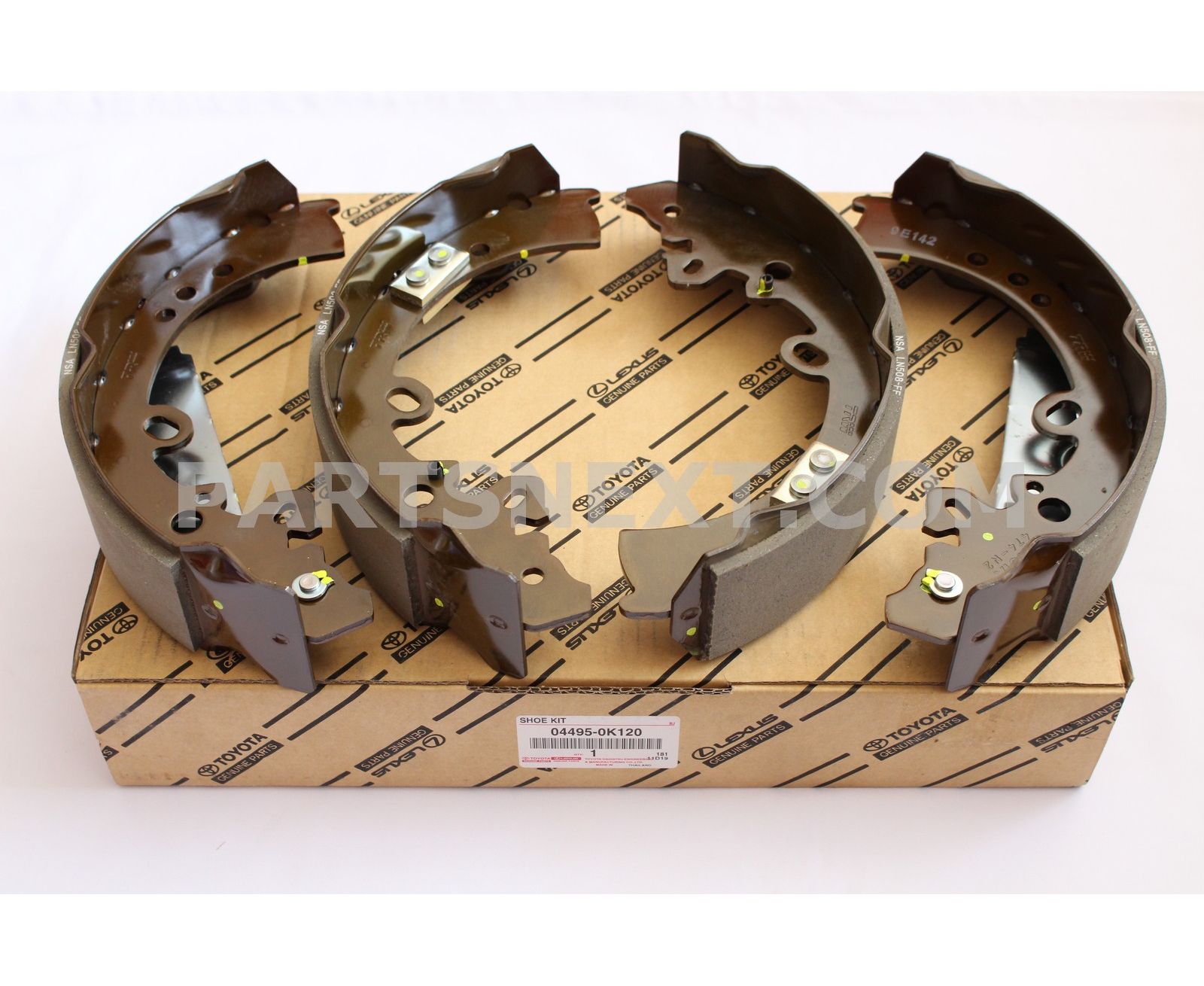 Toyota :: 04495-0K120 SHOE KIT, REAR BRAKE