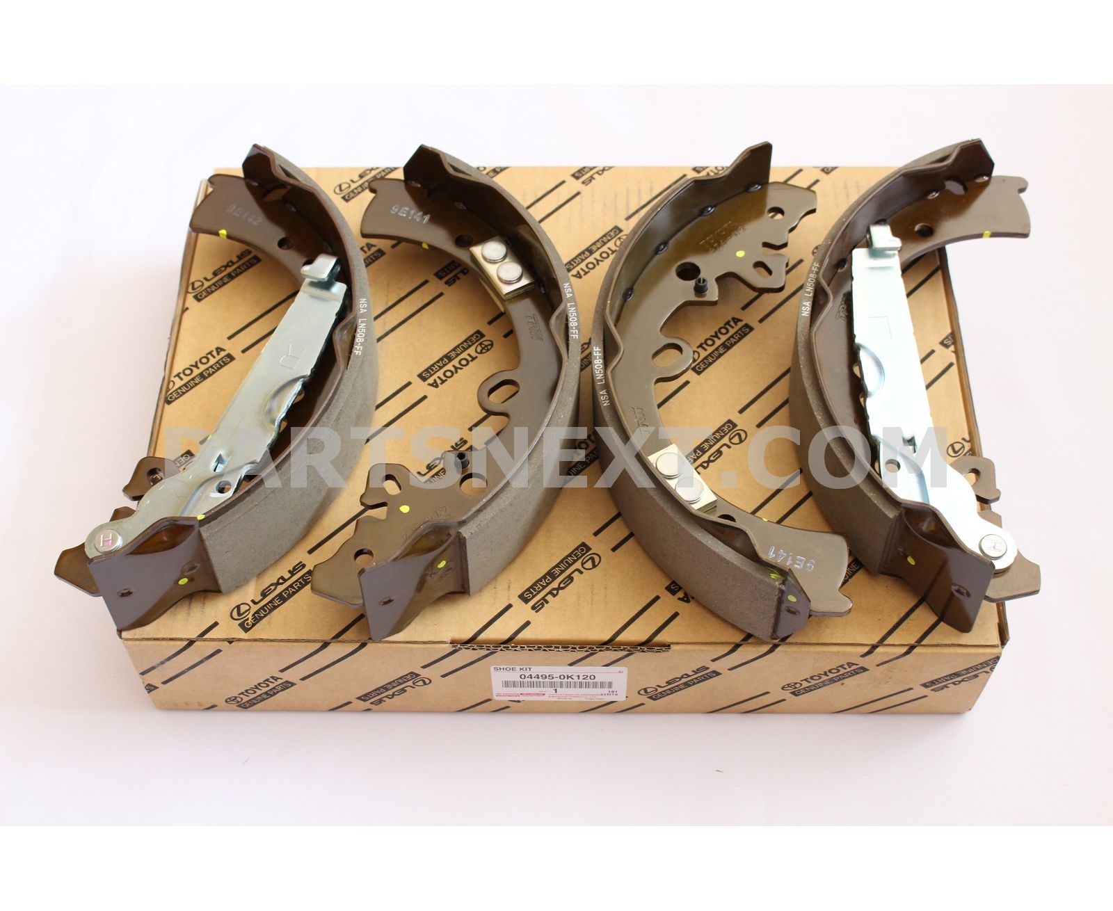 Toyota :: 04495-0K120 SHOE KIT, REAR BRAKE