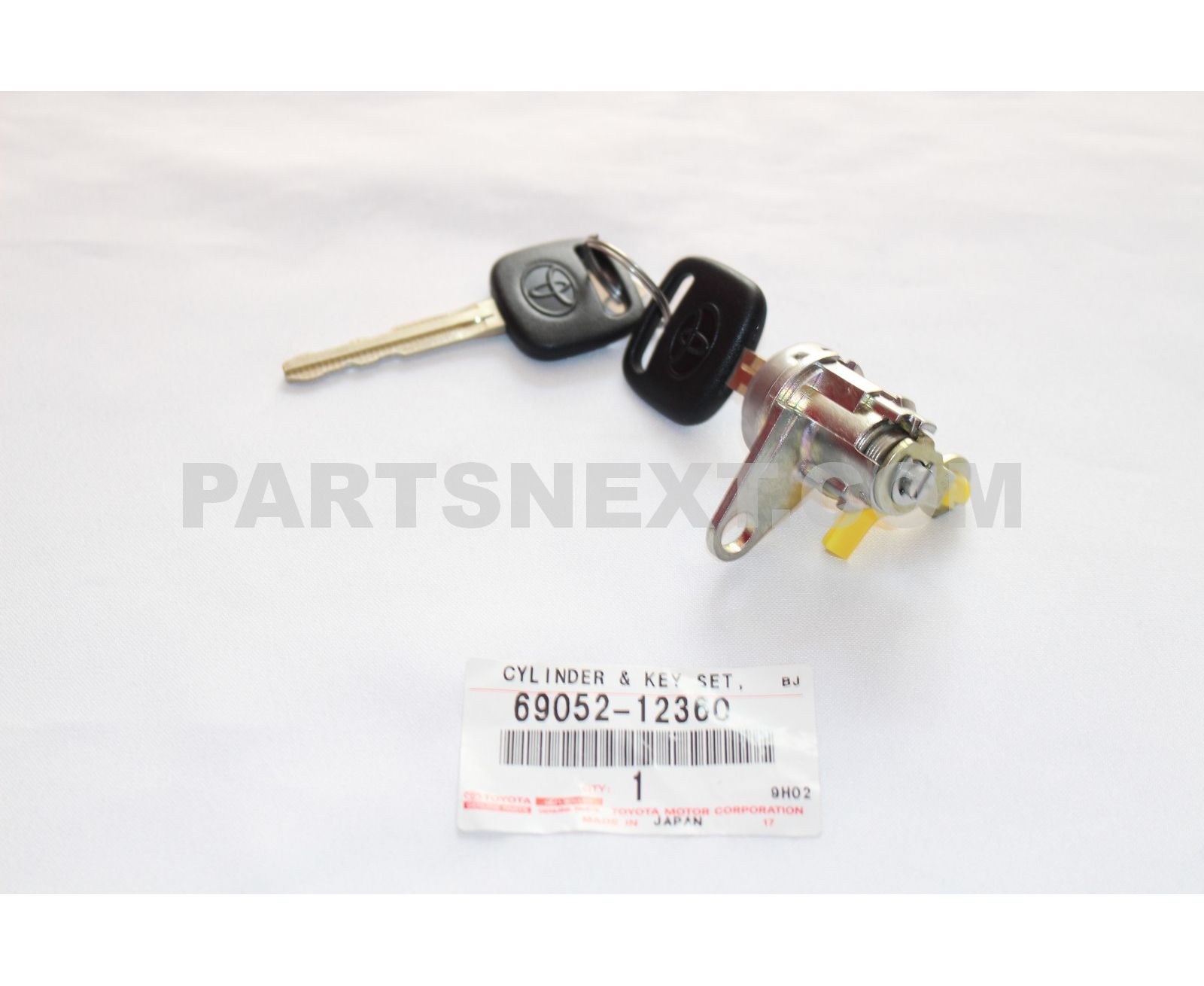 Toyota :: 69052-12360 CYLINDER & KEY SET, DOOR LOCK, LH