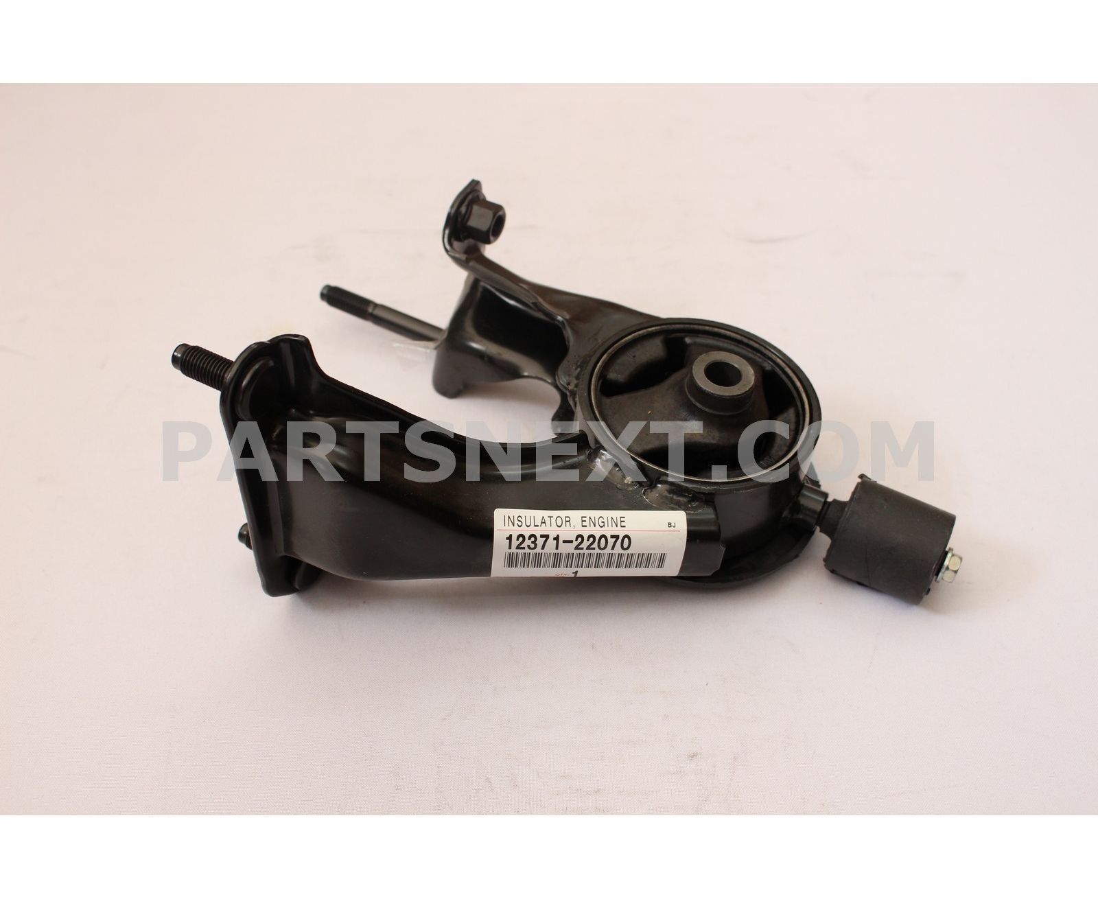 Toyota :: 12371-22070 INSULATOR, ENGINE MOUNTING, REAR