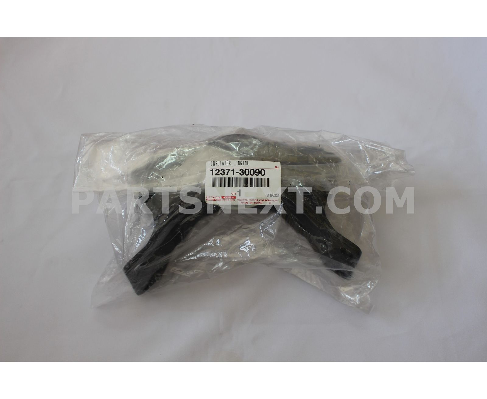 Toyota :: 12371-30090 INSULATOR, ENGINE MOUNTING, REAR NO.1