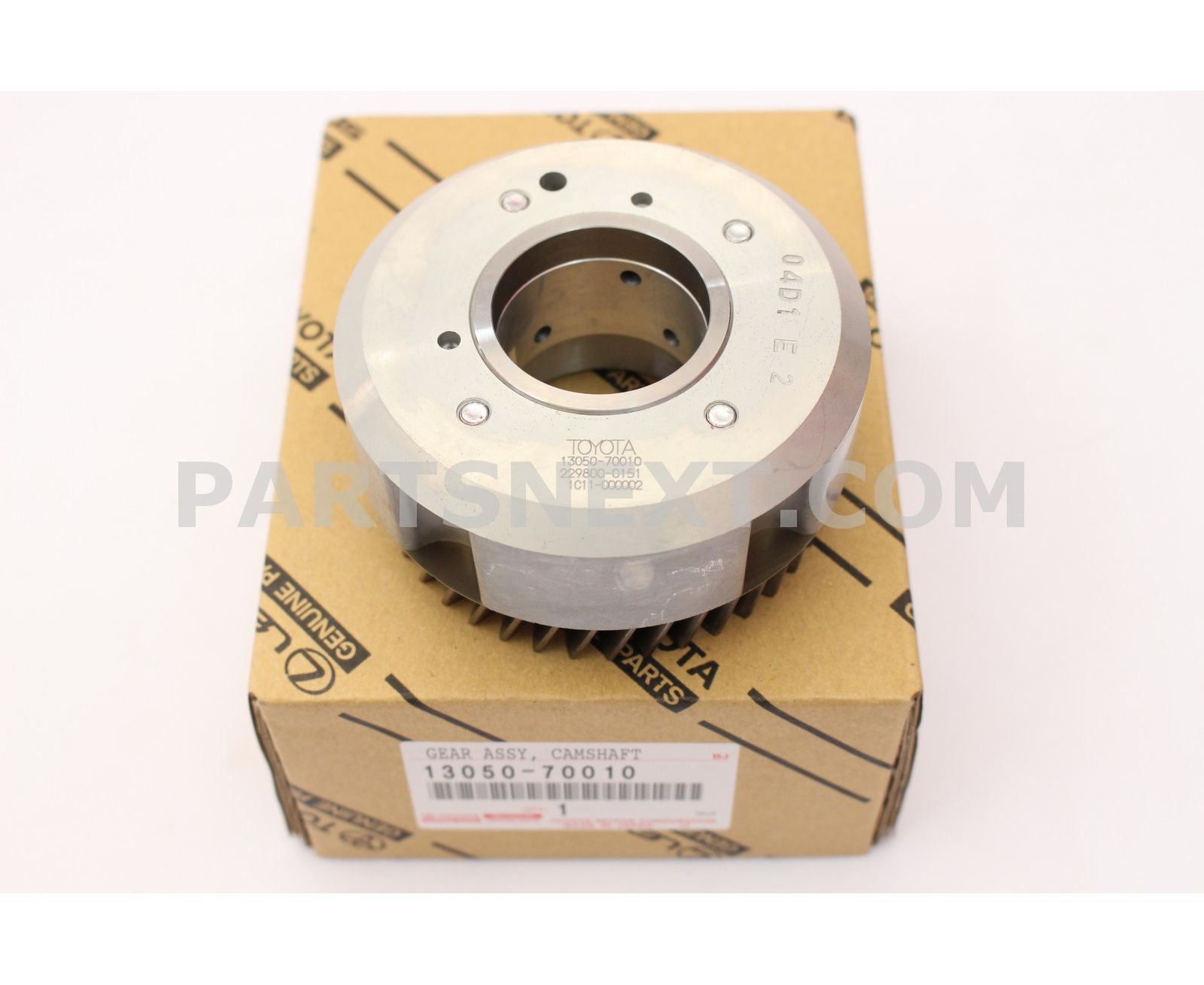Toyota :: 13050-70010 GEAR ASSY, CAMSHAFT TIMING