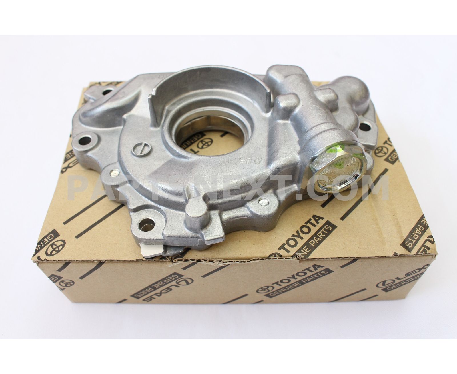 Toyota :: 15100-88600 PUMP ASSY, OIL