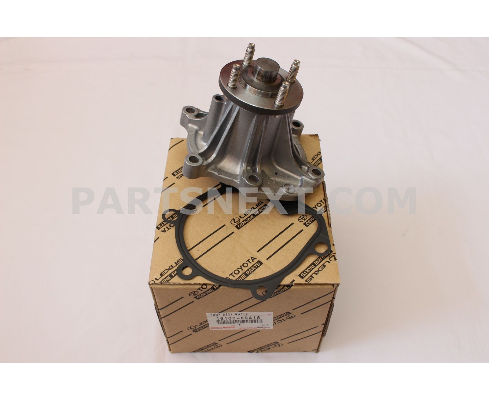 Toyota :: 16100-69415 PUMP ASSY, ENGINE WATER