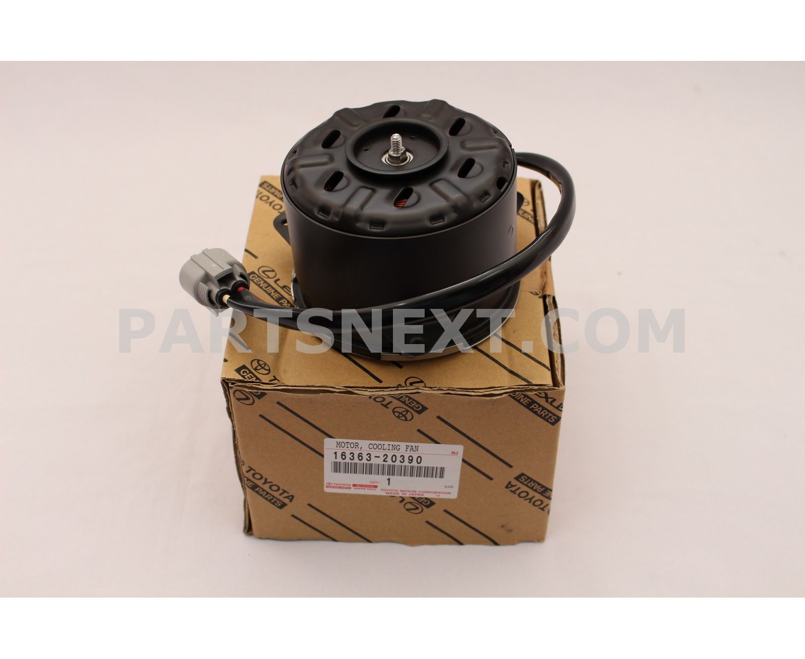 Toyota :: 16363-20390 MOTOR, COOLING FAN
