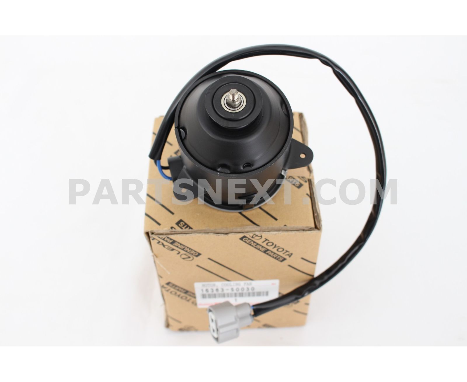Toyota :: 16363-50030 MOTOR, COOLING FAN