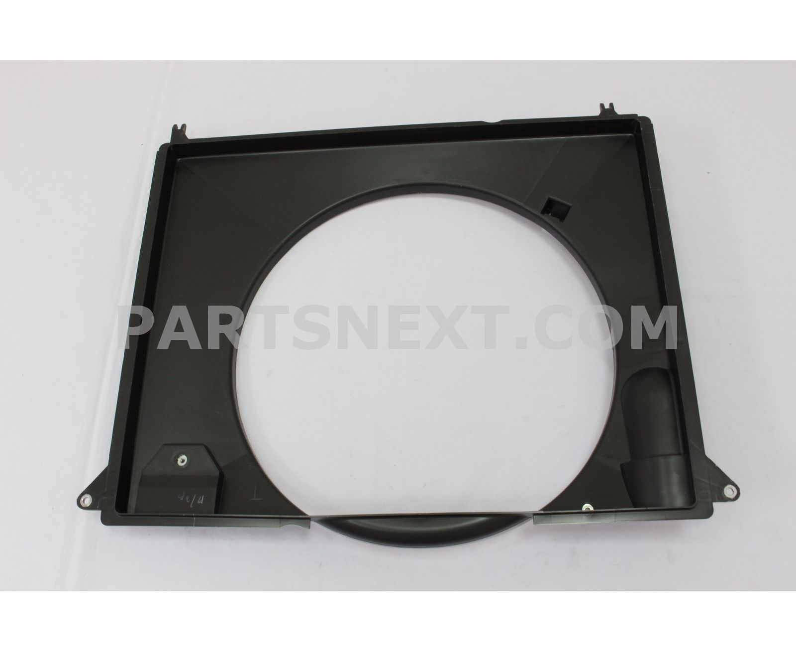 Toyota :: 16711-0L050 SHROUD, FAN