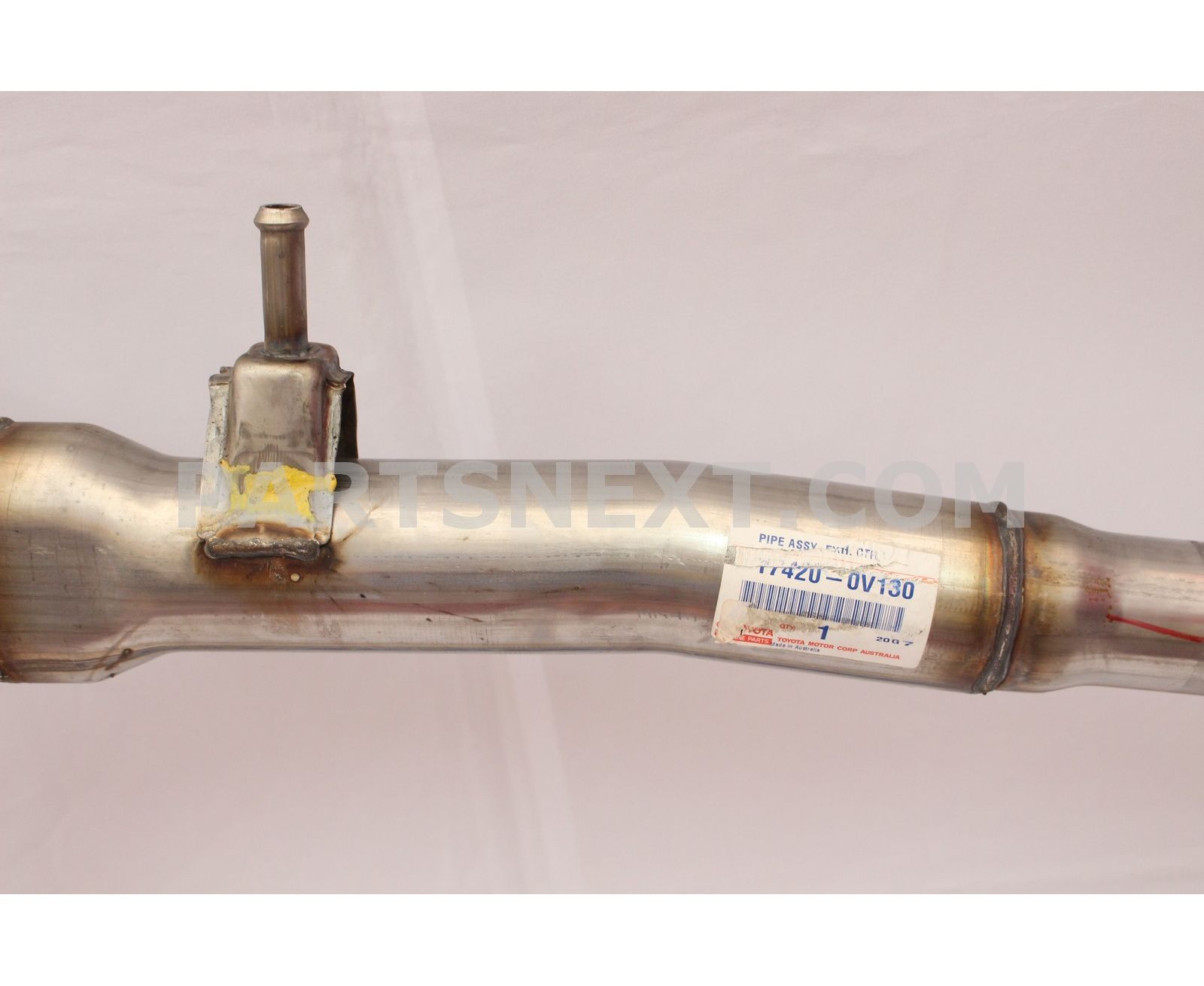 Toyota :: 17420-0V130 PIPE ASSY, EXHAUST, CENTER