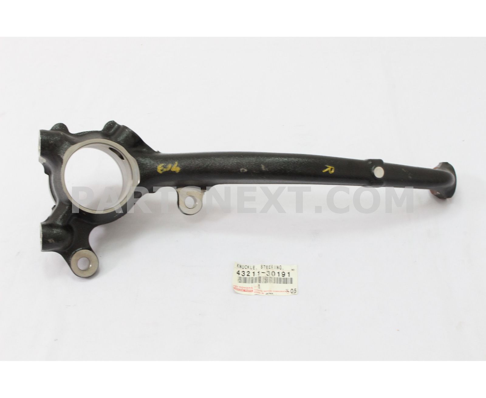 Toyota :: 43211-30191 KNUCKLE, STEERING, RH