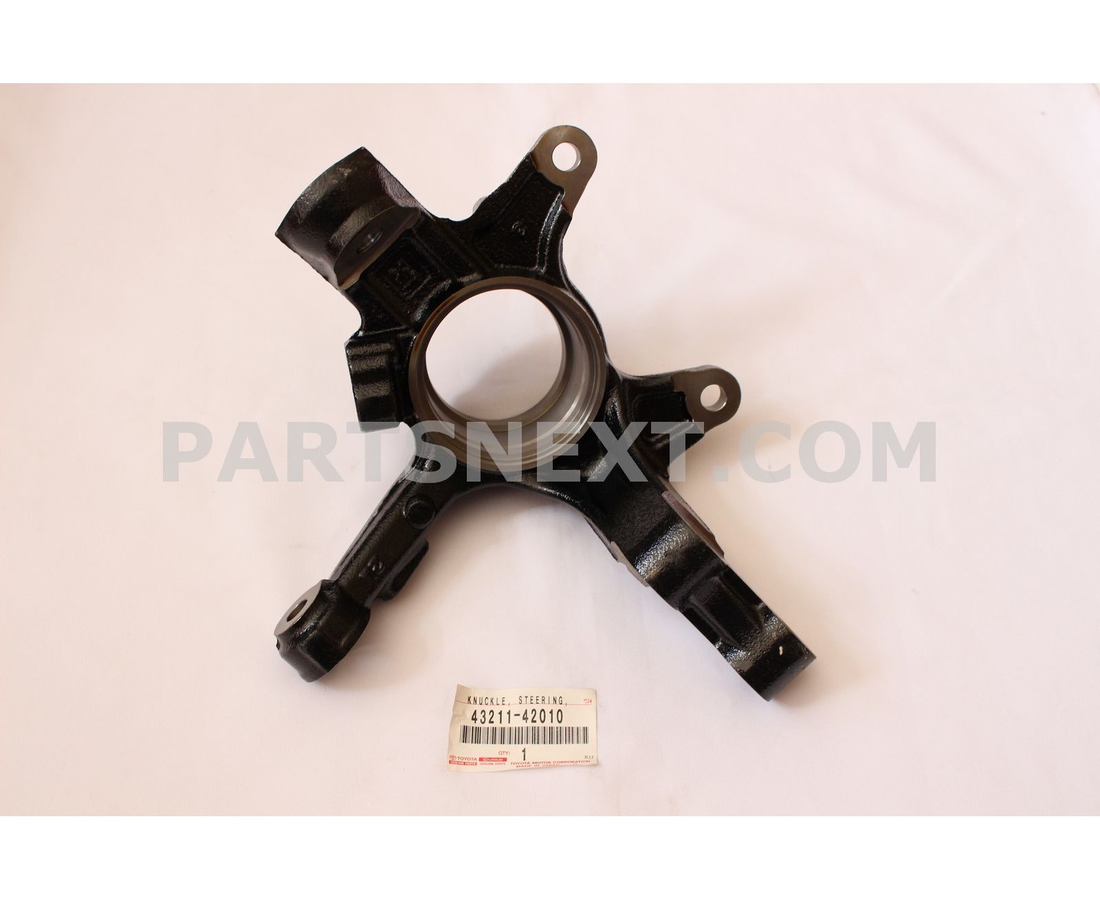Toyota :: 43211-42010 KNUCKLE, STEERING, RH