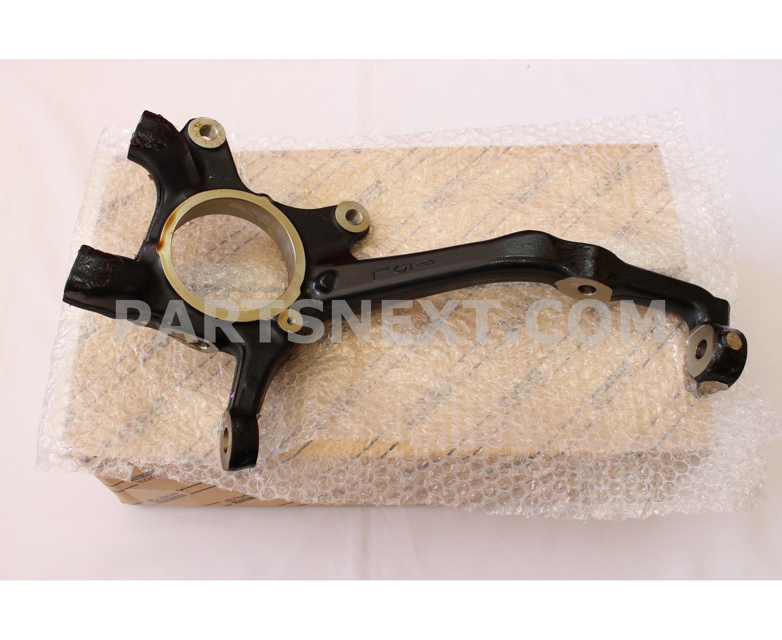 Toyota :: 43212-KK010 KNUCKLE STEERING L