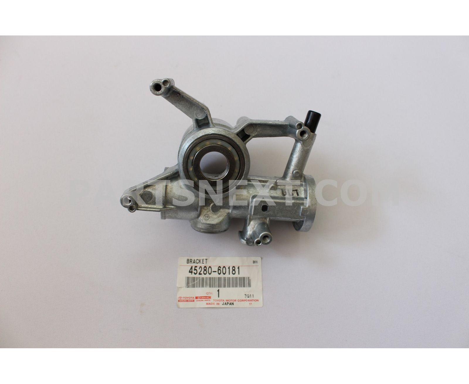 Toyota :: 45280-60181 BRACKET ASSY, STEERING COLUMN, UPPER