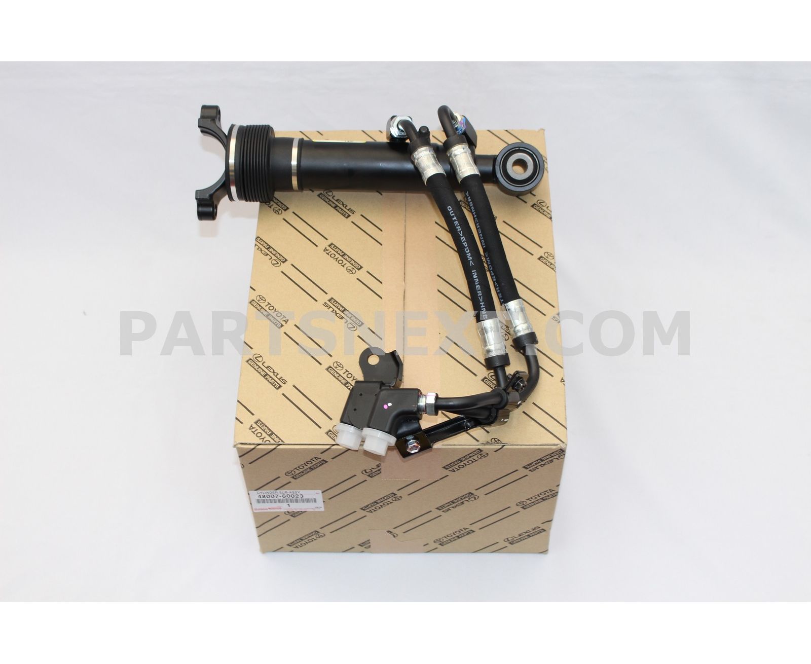 Toyota :: 48007-60023 CYLINDER SUB-ASSY, FR STABILIZER W/FLUID