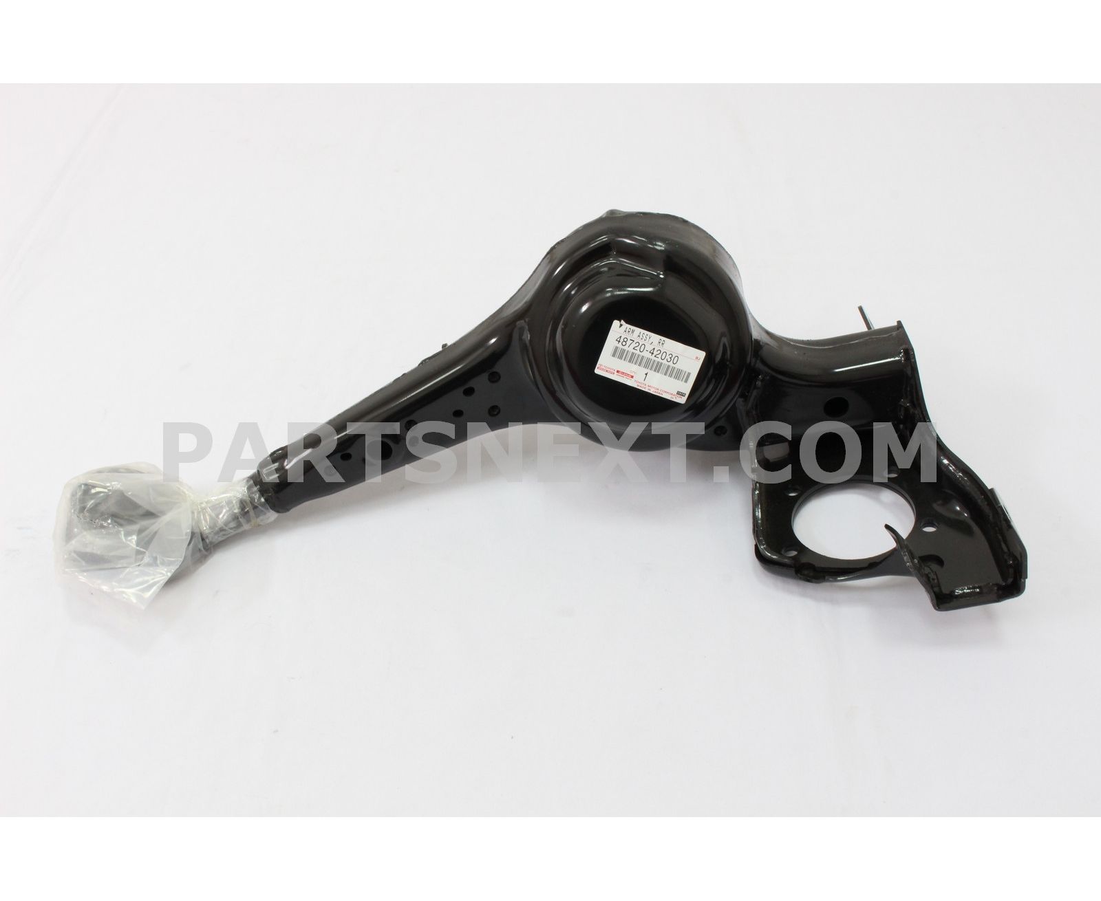 Toyota :: 48720-42030 ARM SUB-ASSY, REAR SUSPENSION, LH