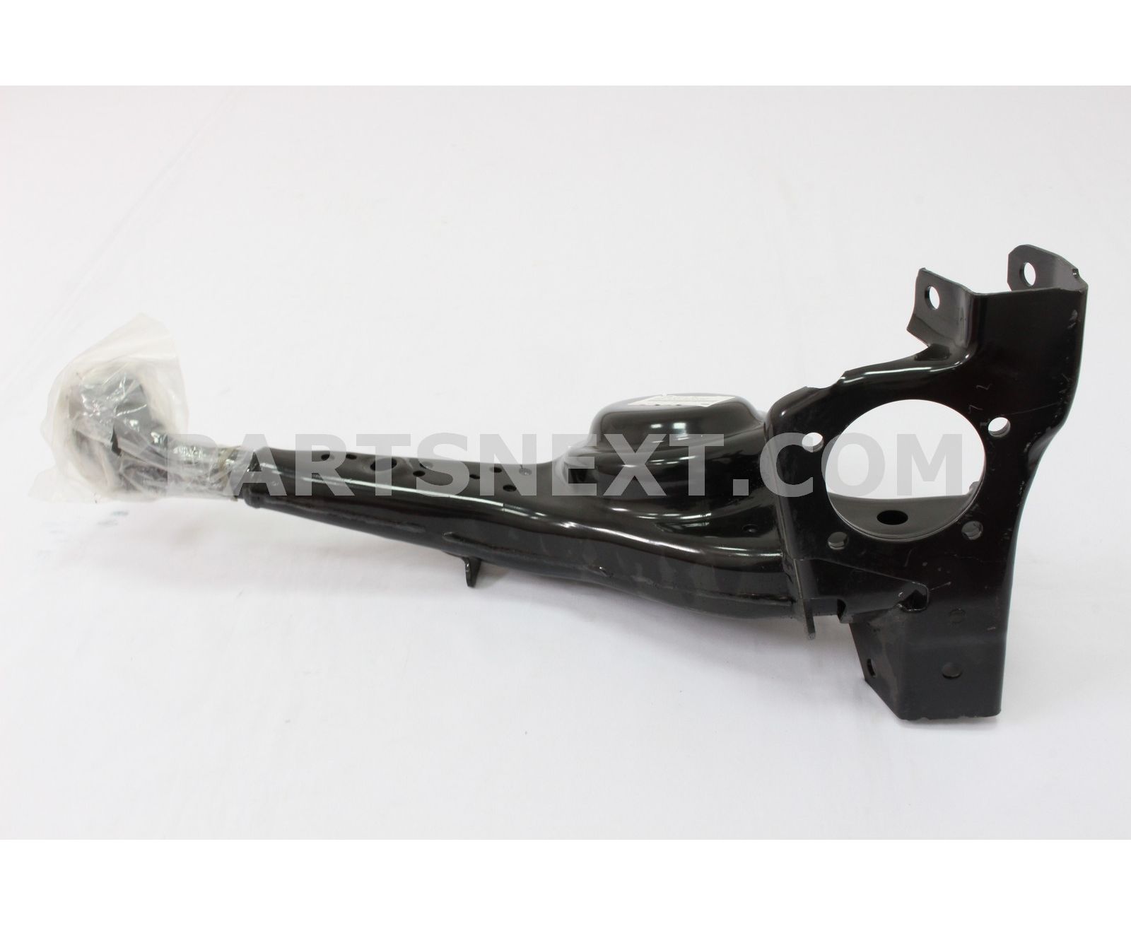Toyota :: 48720-42030 ARM SUB-ASSY, REAR SUSPENSION, LH
