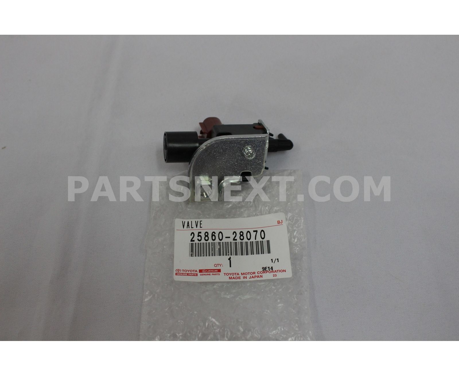 Toyota :: 25860-28070 VALVE ASSY, VACUUM SWITCHING, NO.1