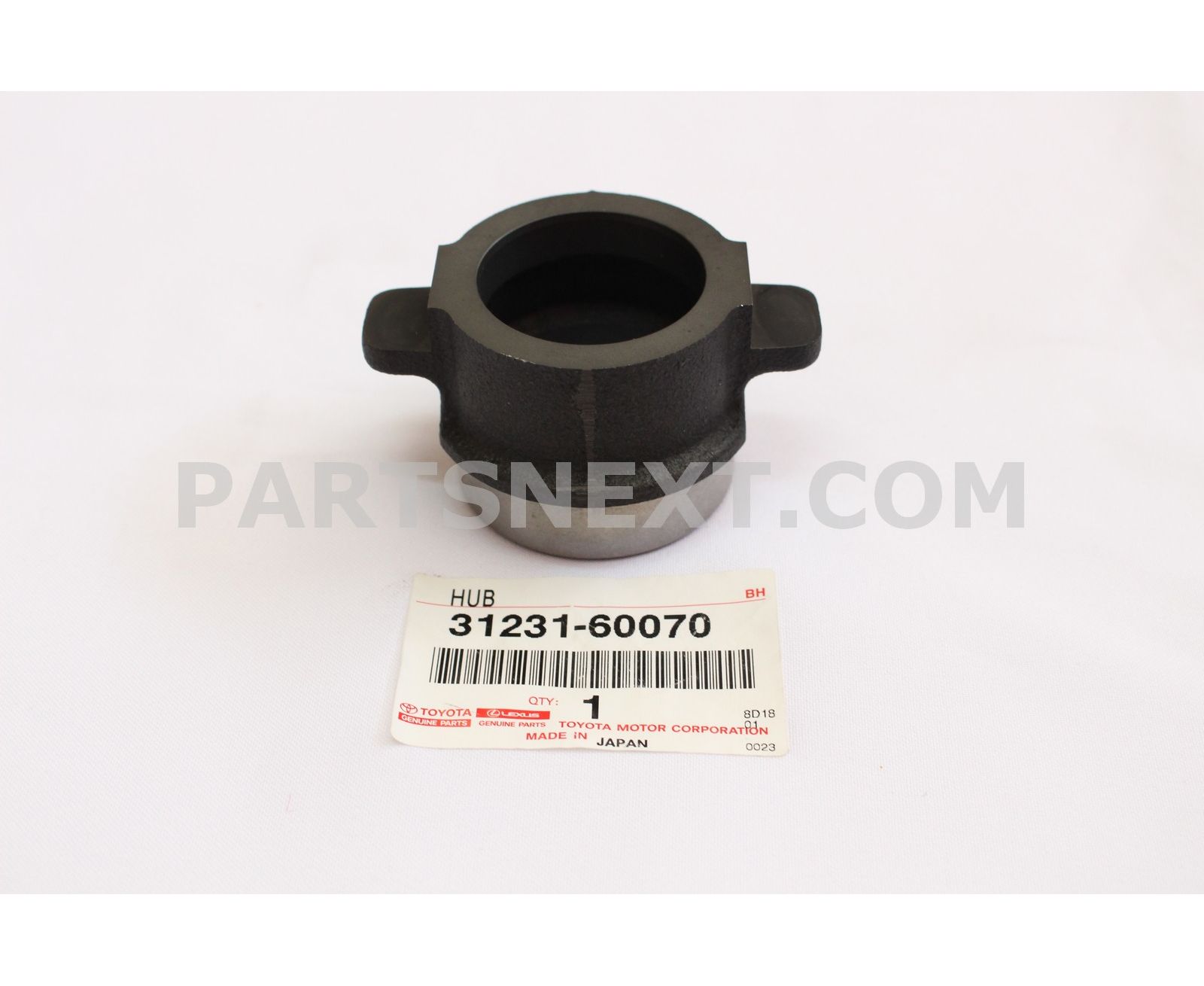 Toyota :: 31231-60070 HUB, CLUTCH RELEASE BEARING