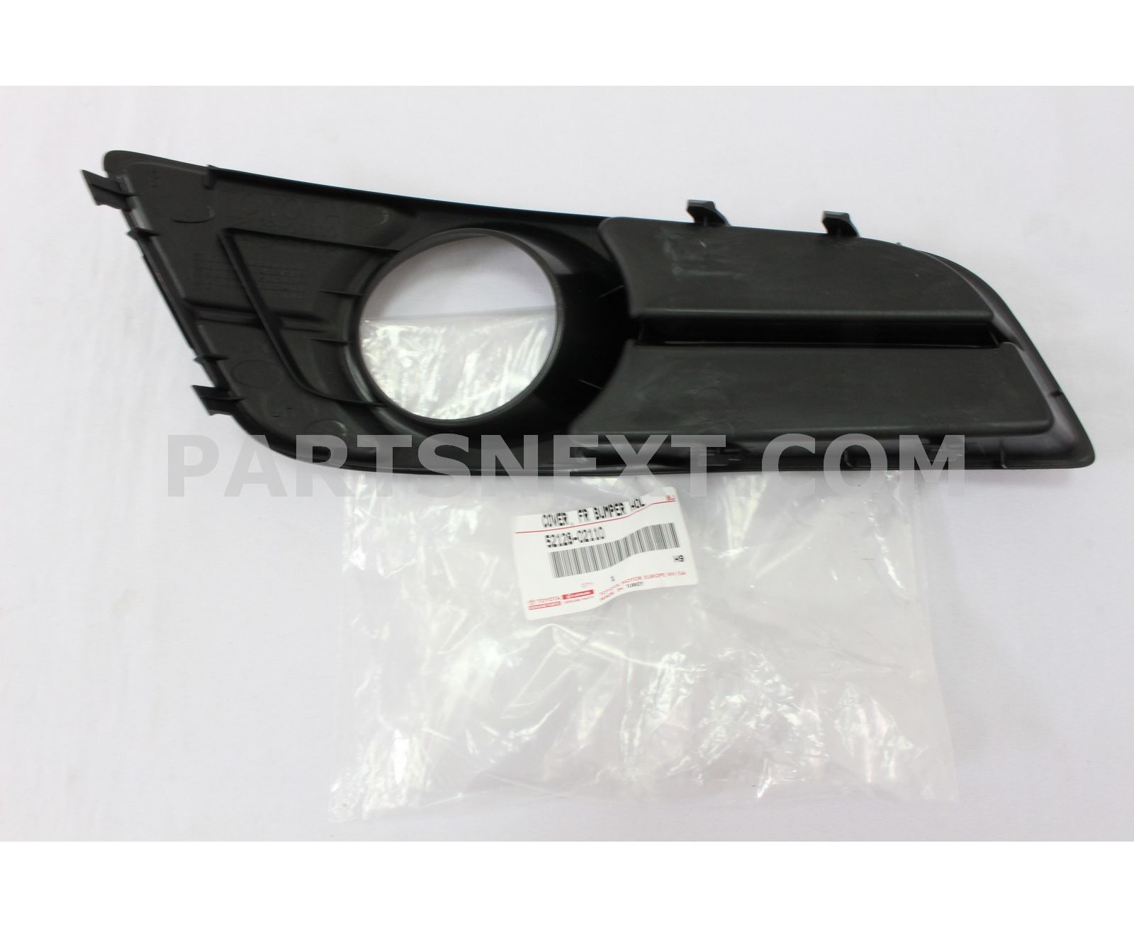 Toyota :: 52128-02110 COVER, FRONT BUMPER HOLE, LH