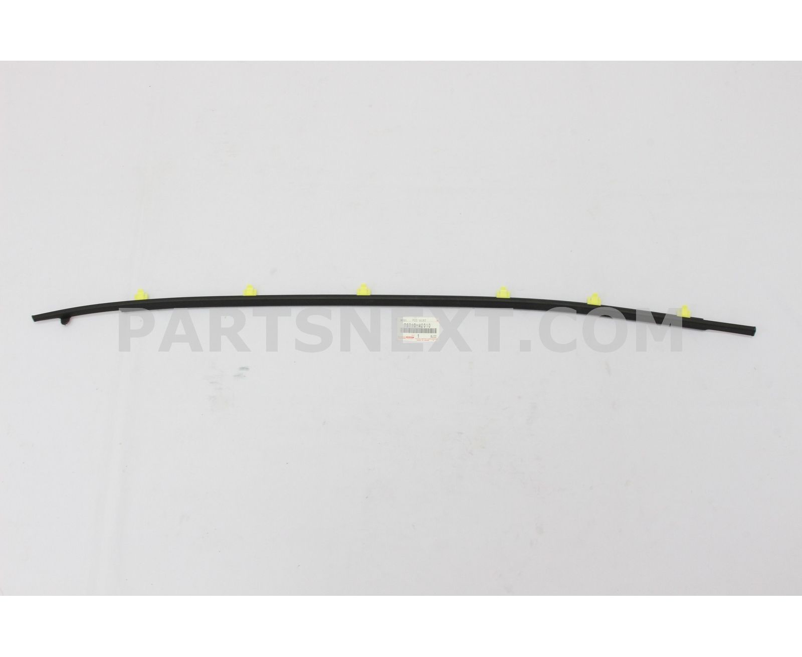 Toyota :: 75710-42010 MOULDING ASSY, FRONT DOOR BELT, RH