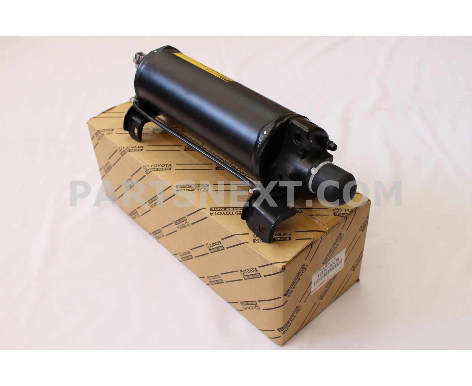 Toyota :: 49130-60010 ACCUMULATOR ASSY, SUSPENSION CONTROL PUMP