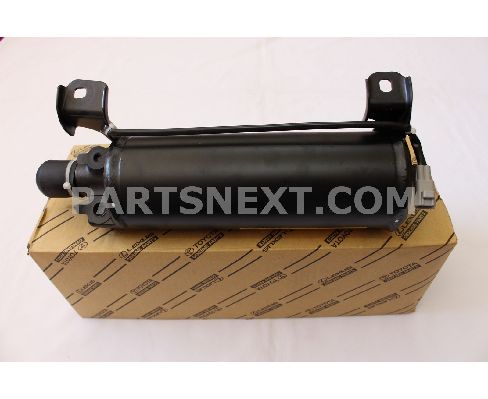 Toyota :: 49130-60010 ACCUMULATOR ASSY, SUSPENSION CONTROL PUMP