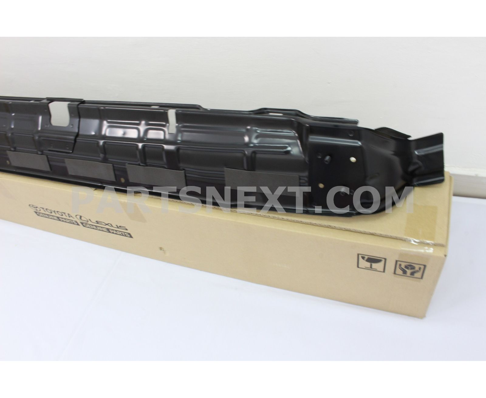 Toyota :: 52309-60010 REINFORCEMENT SUB-ASSY, BACK STEP