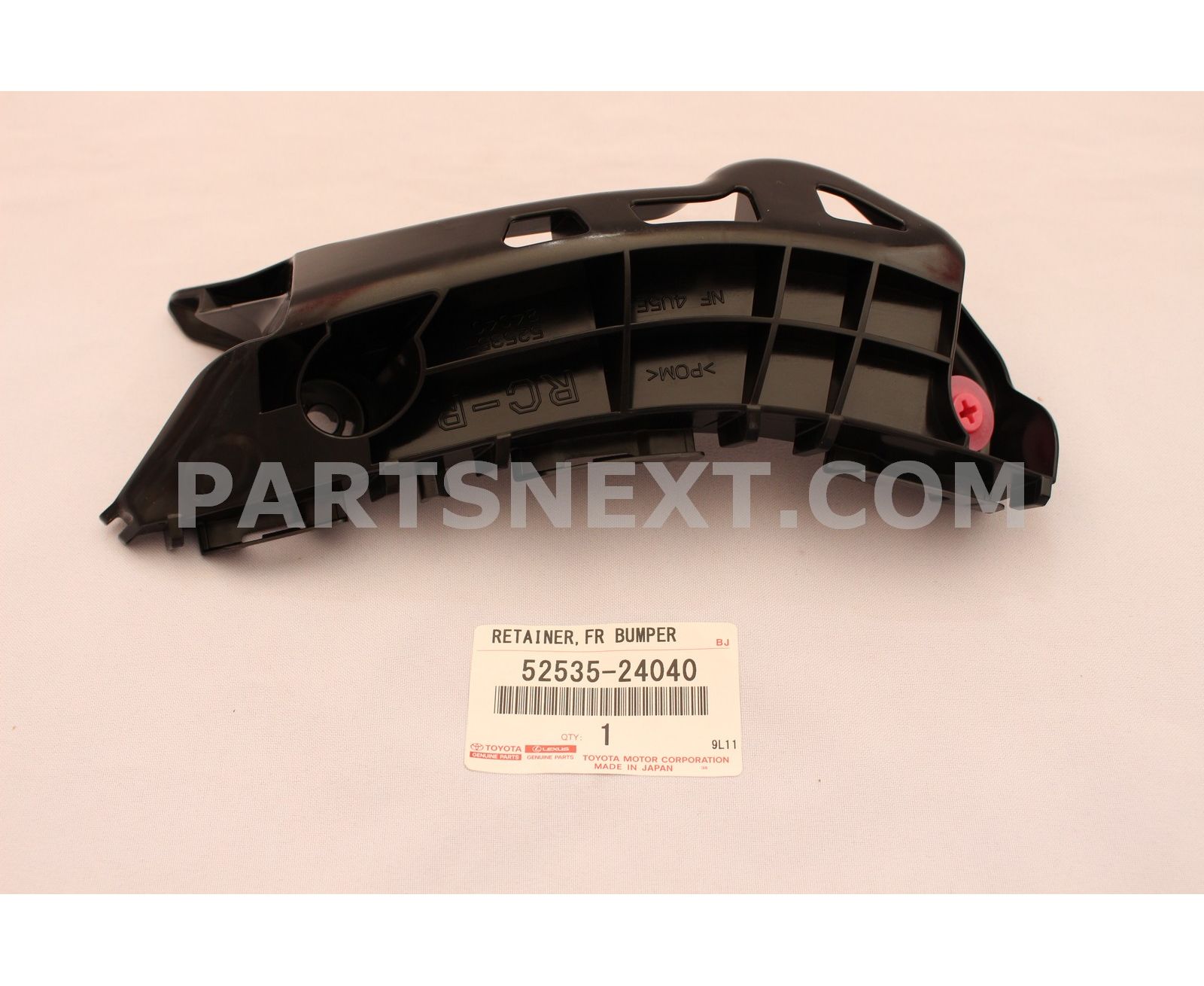 Toyota :: 52535-24040 RETAINER, FRONT BUMPER SIDE, RH