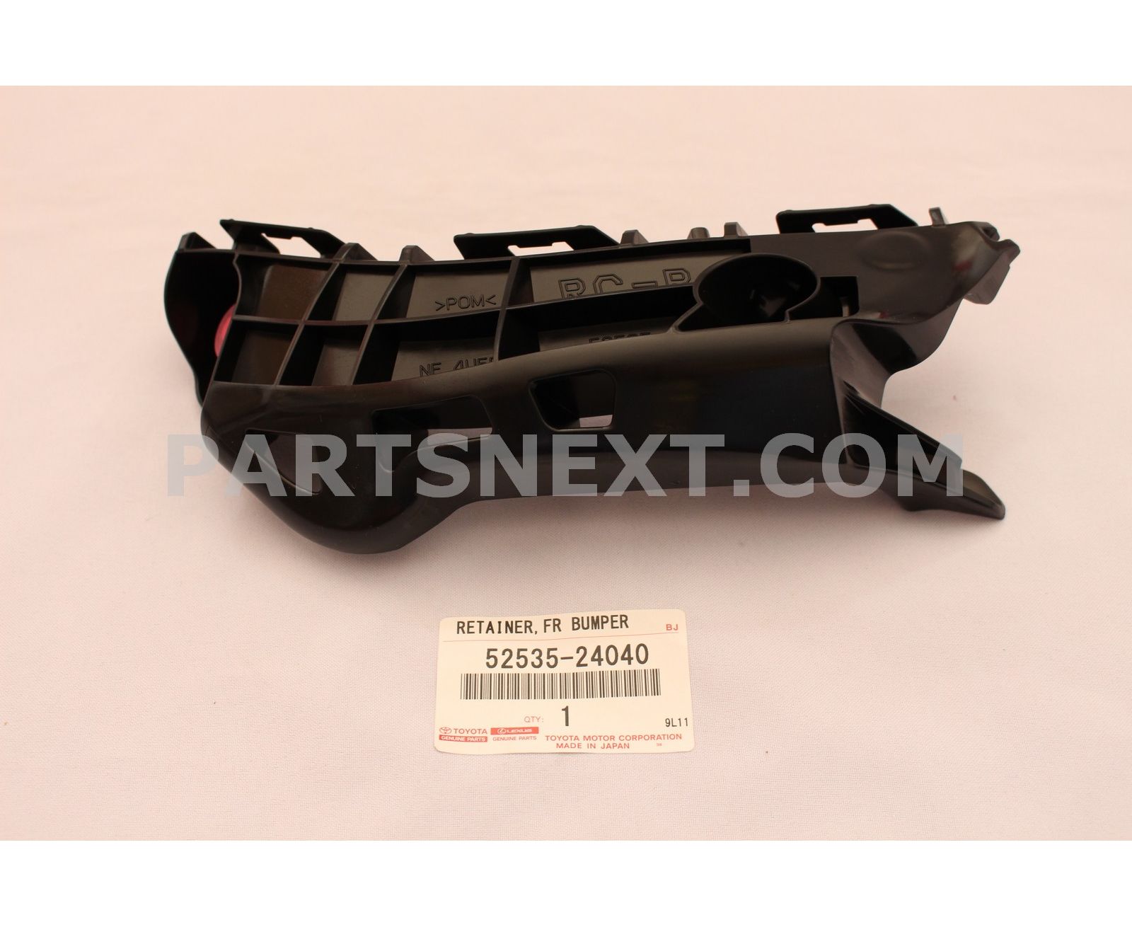 Toyota :: 52535-24040 RETAINER, FRONT BUMPER SIDE, RH