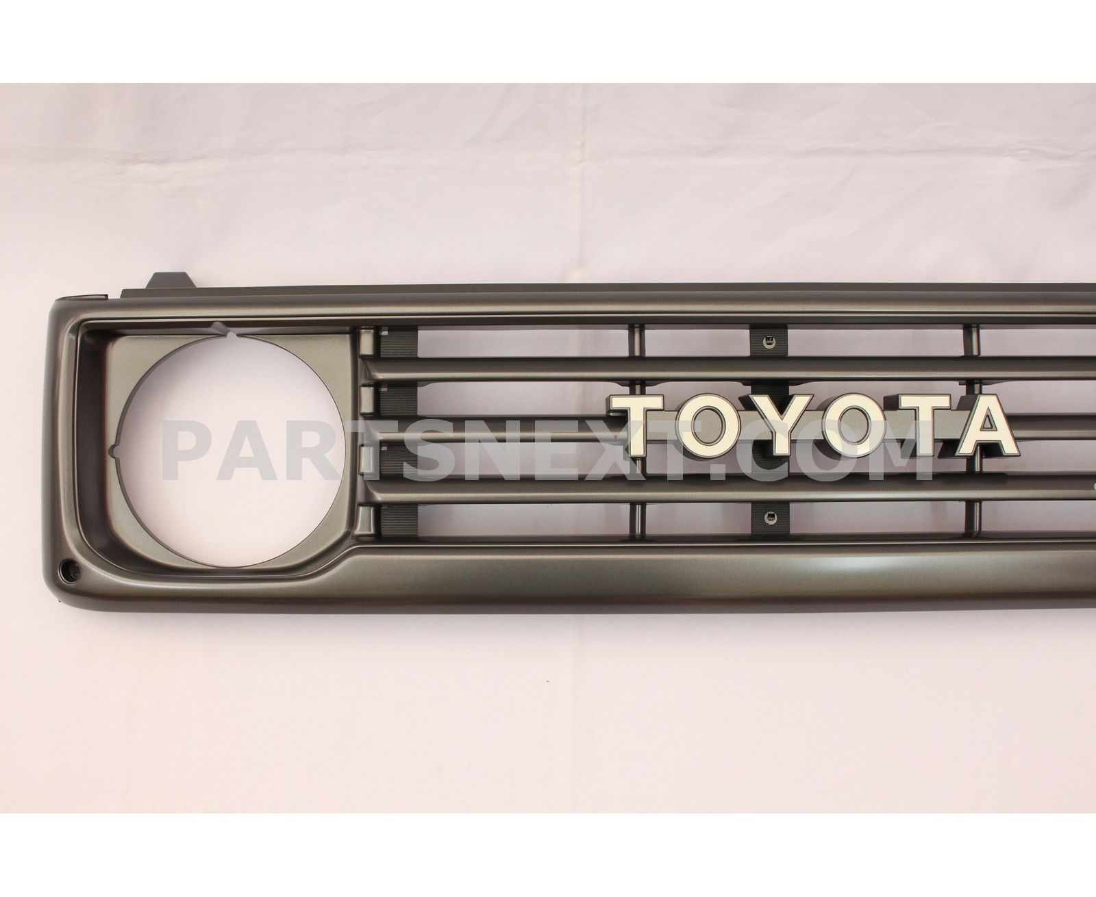 Toyota :: 53101-60050 GRILLE, RADIATOR