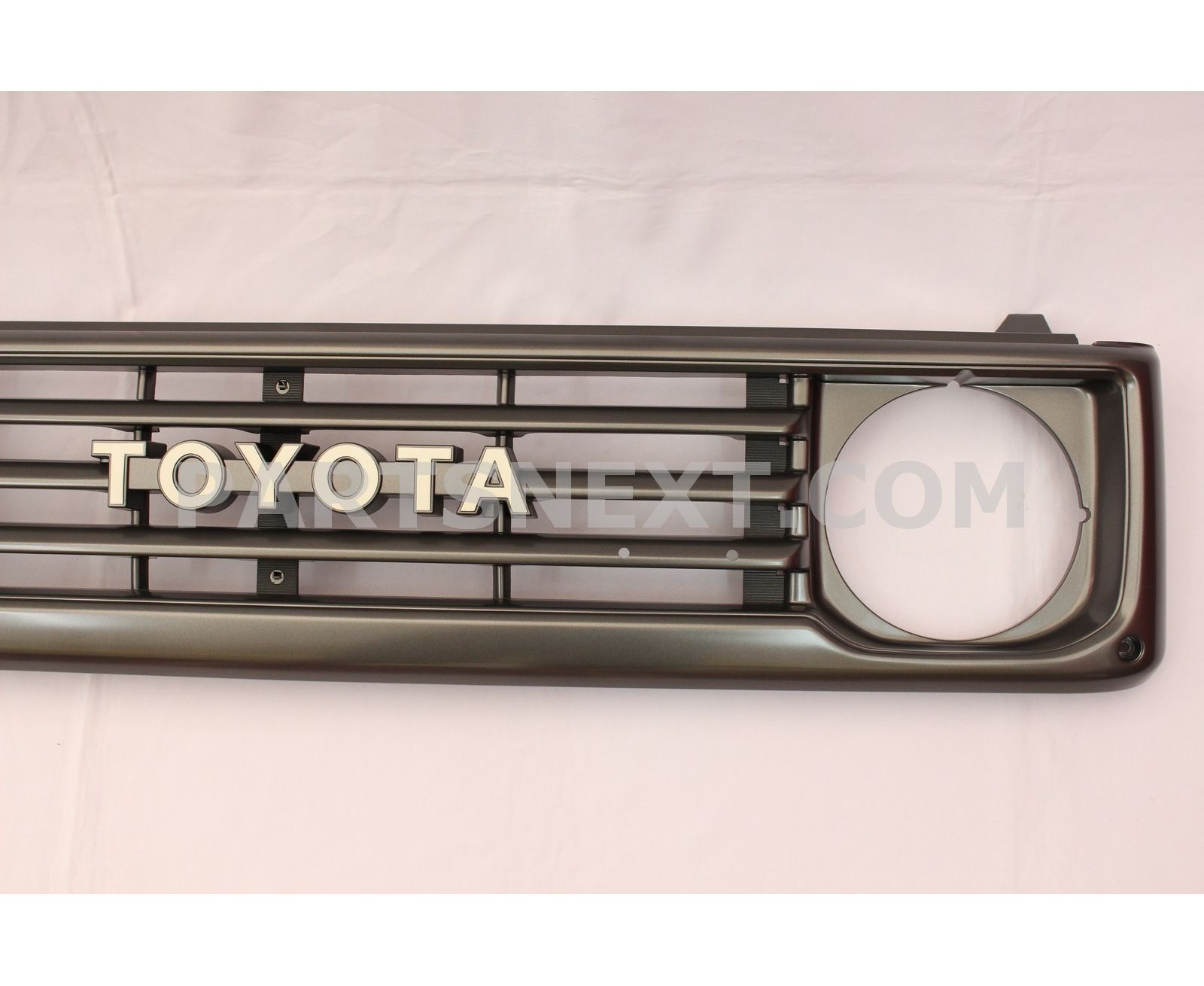 Toyota :: 53101-60050 GRILLE, RADIATOR