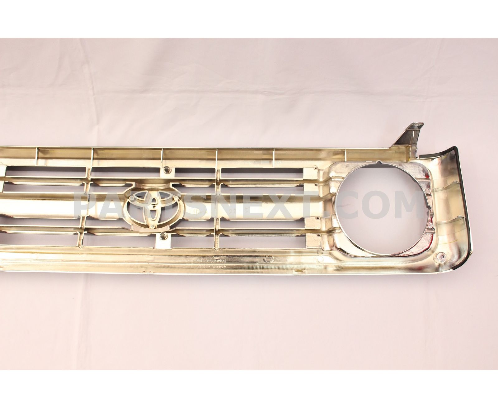 Toyota :: 53101-60160 GRILLE, RADIATOR