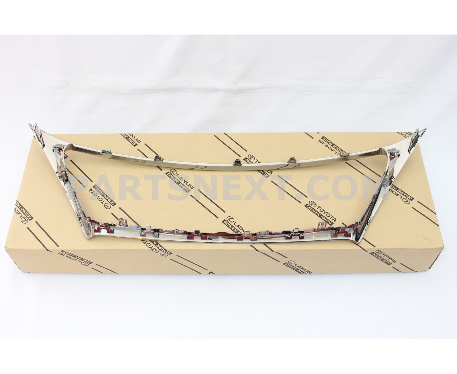 Toyota :: 53111-53250 MOULDING, RADIATOR GRILLE