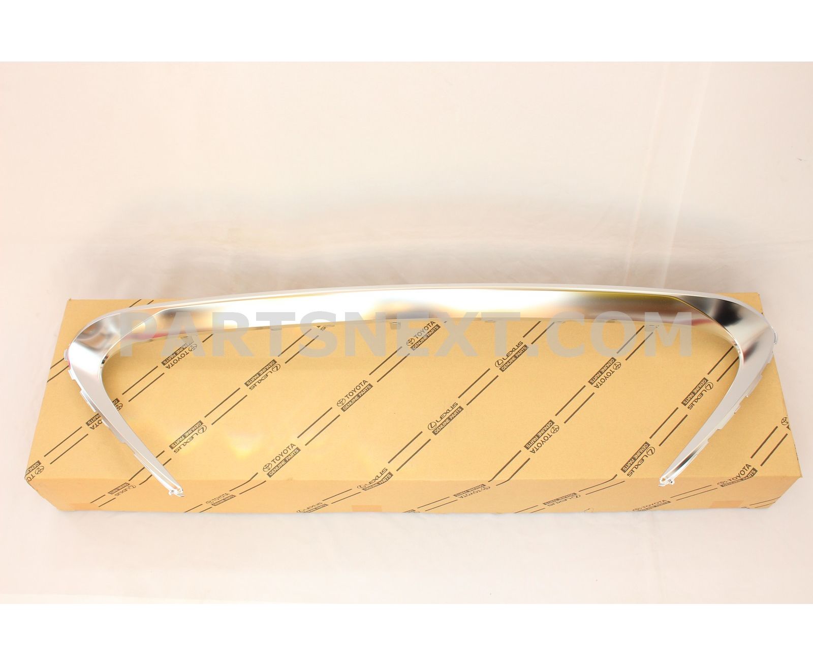 Toyota :: 53122-33020 MOULDING RADIATOR