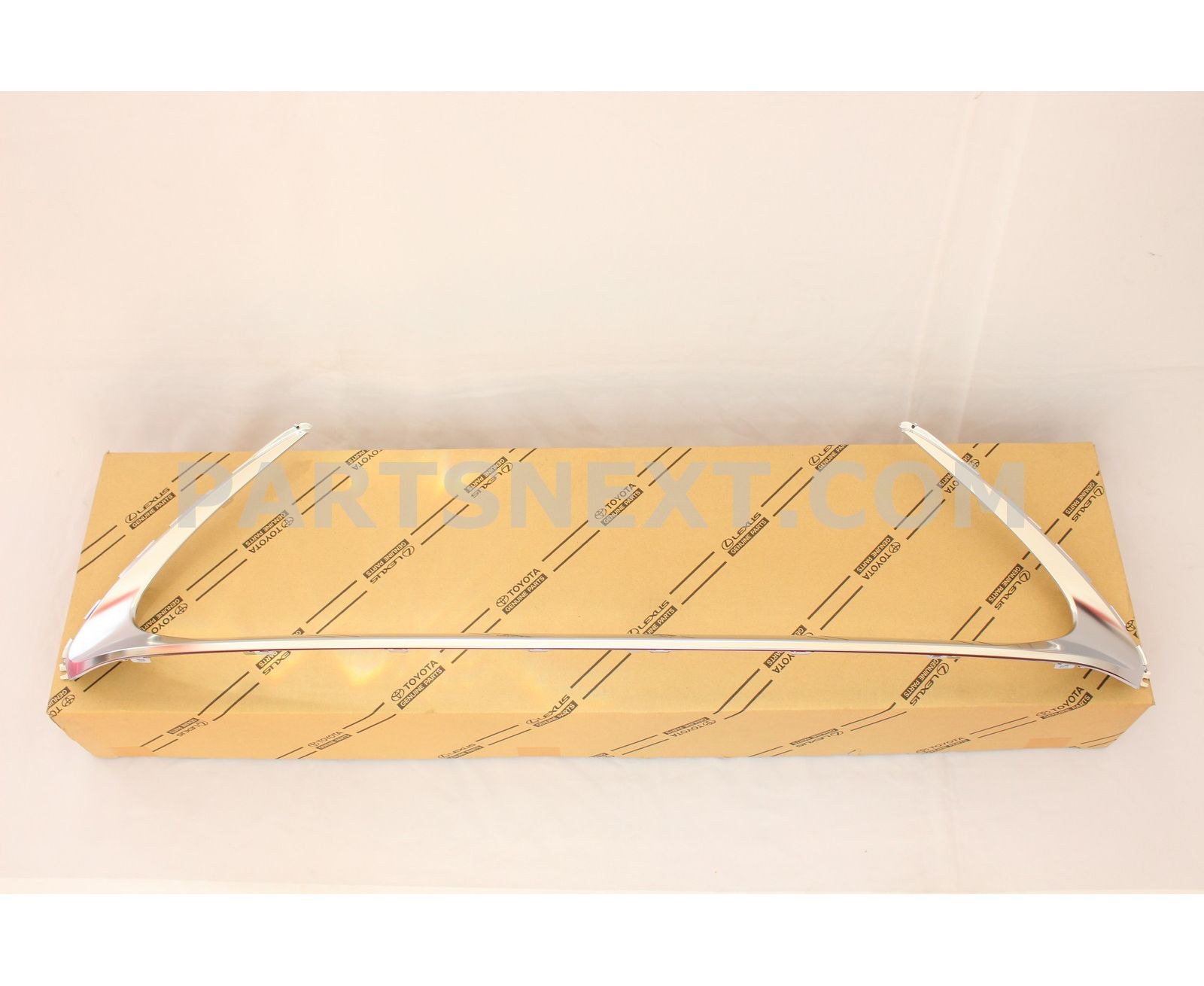 Toyota :: 53122-33020 MOULDING RADIATOR