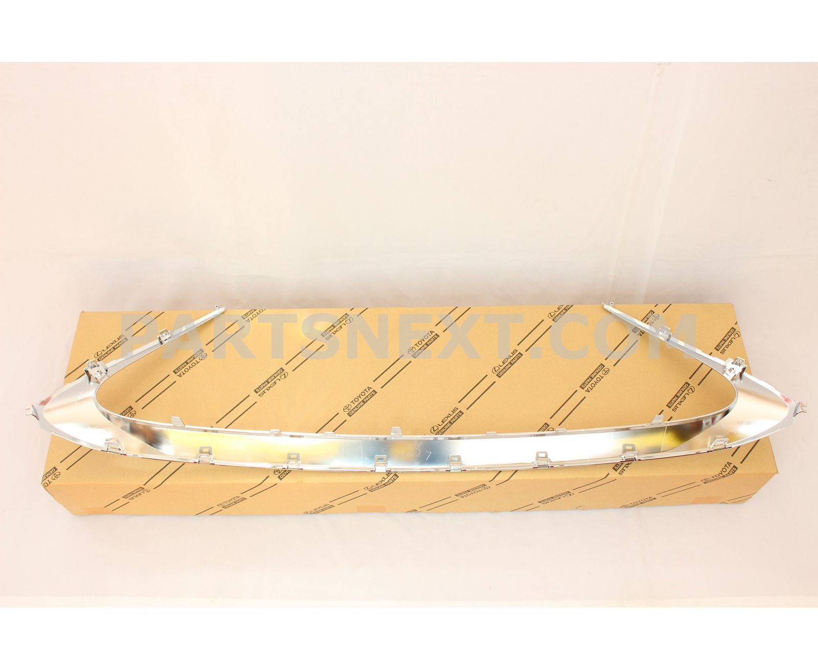 Toyota :: 53122-33020 MOULDING RADIATOR