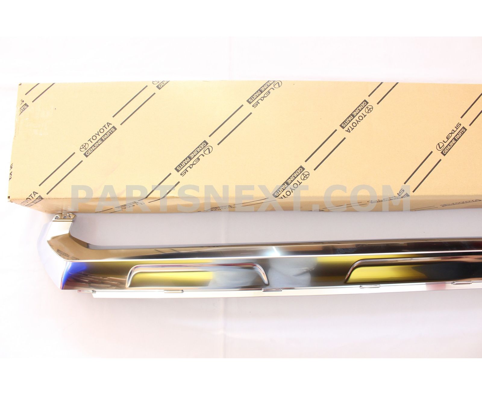 Toyota :: 53122-48050 MOULDING RADIATOR