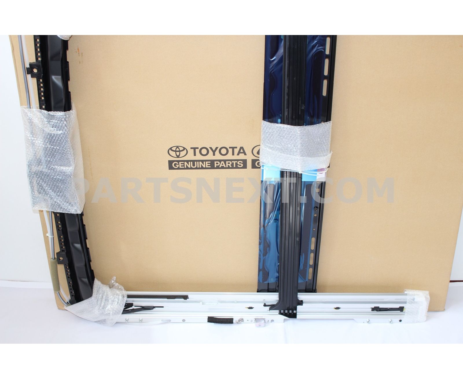 Toyota :: 63203-35041 HOUSING SUB-ASSY, SLIDING ROOF