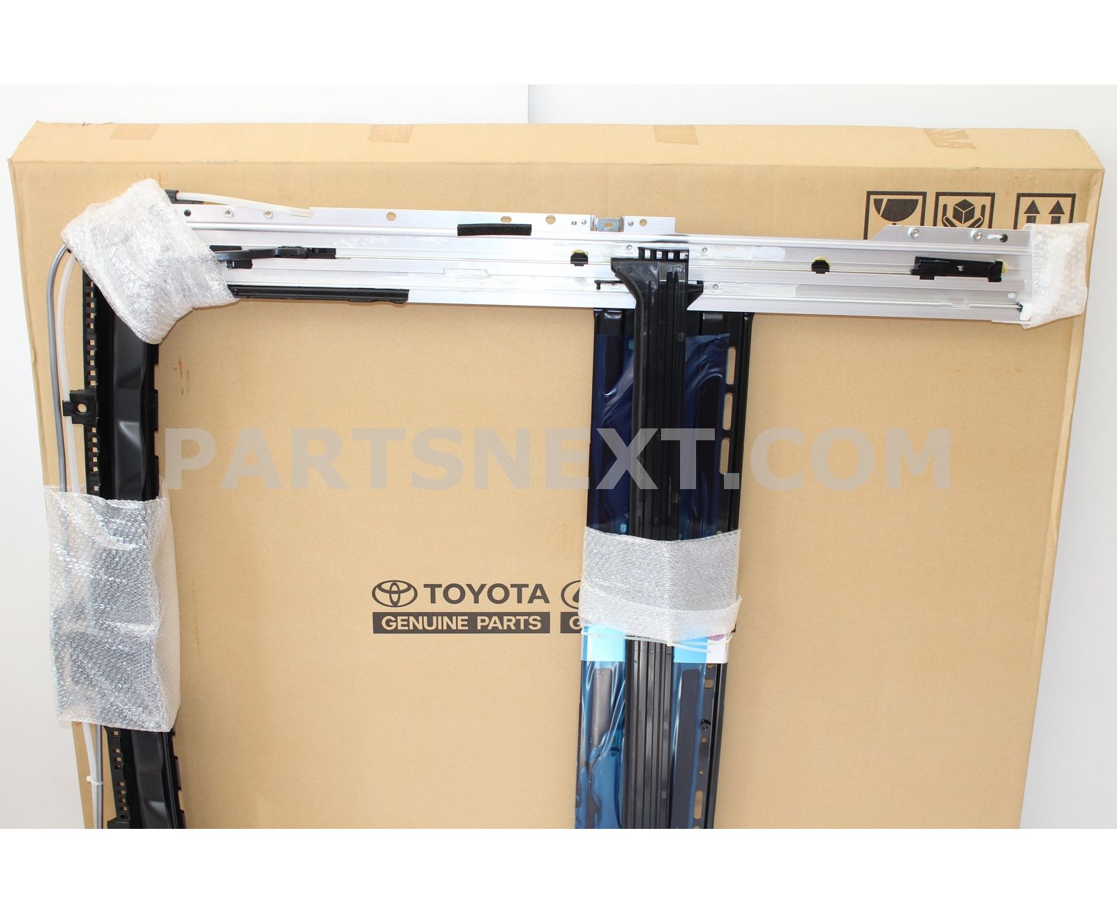 Toyota :: 63203-35041 HOUSING SUB-ASSY, SLIDING ROOF