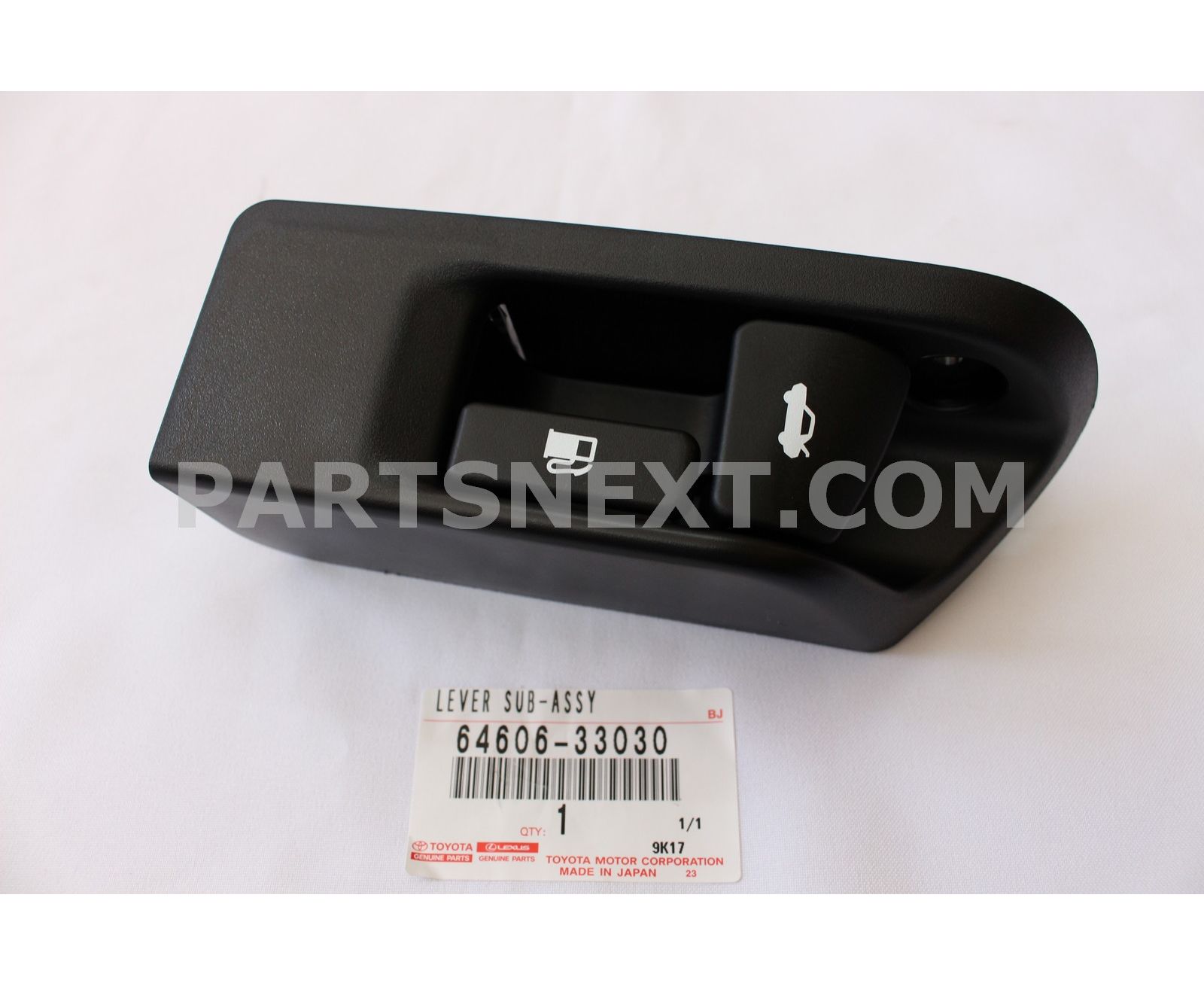 Toyota :: 64606-33030 LEVER SUB-ASSY, FUEL LID LOCK OPEN