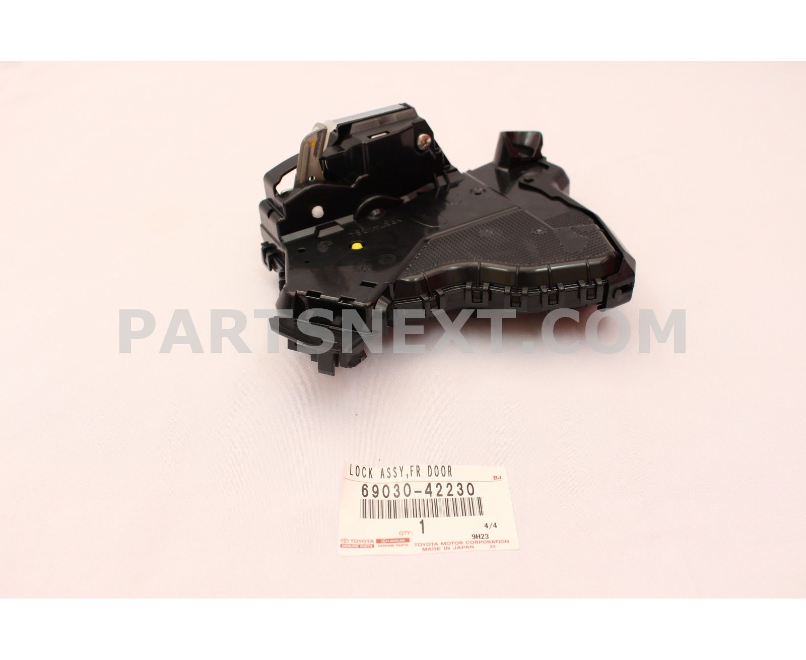 Toyota :: 69030-42230 LOCK ASSY, FRONT DOOR W/MOTOR, RH