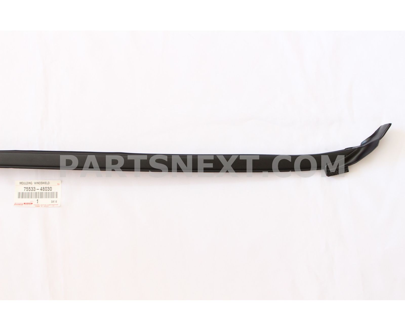 Toyota :: 75533-48030 MOULDING, WINDSHIELD, OUTSIDE RH