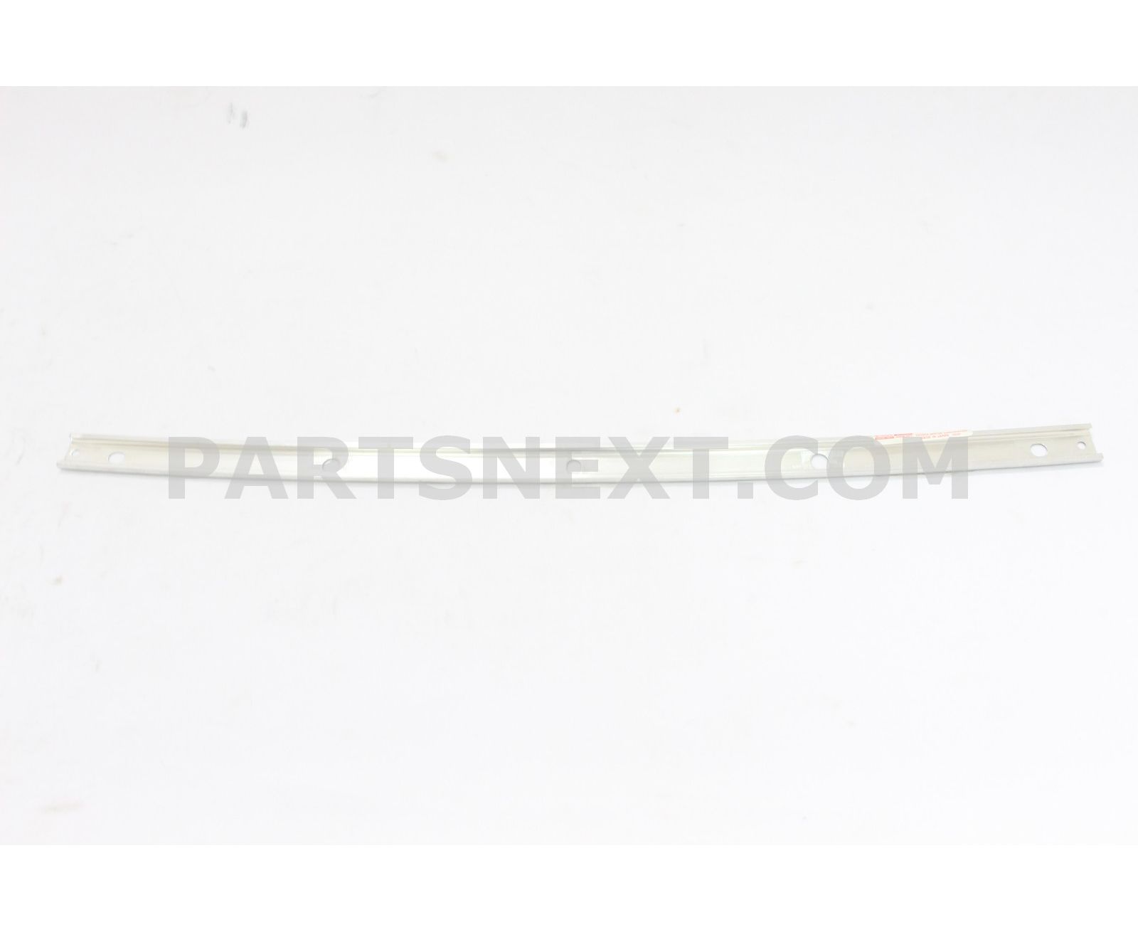 Toyota :: 52521-14090 RETAINER, FRONT BUMPER, UPPER CENTER