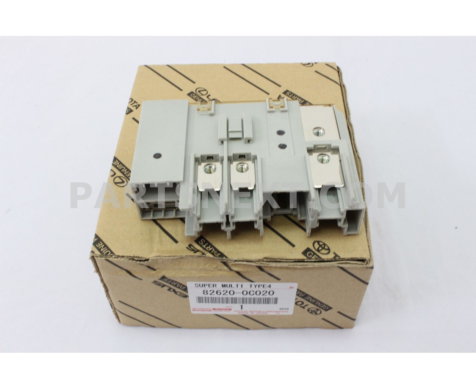 Toyota :: 82620-0C020 BLOCK ASSY, FUSIBLE LINK