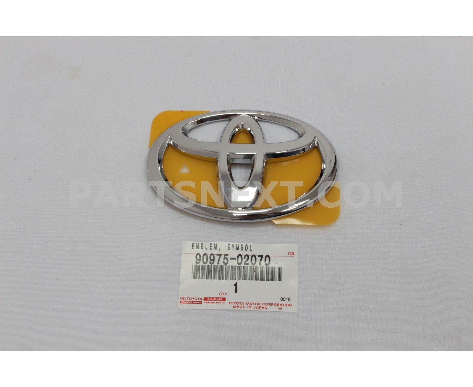 Toyota :: 90975-02070 EMBLEM, RADIATOR GRILLE, NO.2